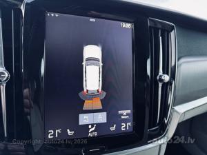 Black Volvo V90 2016 in Tallinn, with an engine capacity of 2.00 L and mileage of 206 thousand km for 11490 €, photo 16 on AUTOMOTO.COM.LV