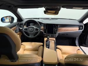 Melns Volvo V90 2016 Tallina, ar dzinēja tilpumu 2.00 L un nobraukumu 195 tūkst. km par 23500 €, foto 17 vietnē AUTOMOTO.COM.LV
