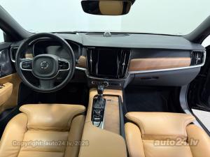 Melns Volvo V90 2016 Tallina, ar dzinēja tilpumu 2.00 L un nobraukumu 195 tūkst. km par 23500 €, foto 19 vietnē AUTOMOTO.COM.LV