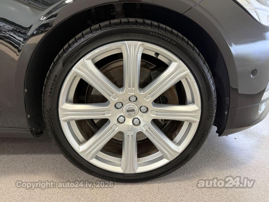 Melns Volvo V90 2016 Tallina, ar dzinēja tilpumu 2.00 L un nobraukumu 195 tūkst. km par 23500 €, foto 25 vietnē AUTOMOTO.COM.LV