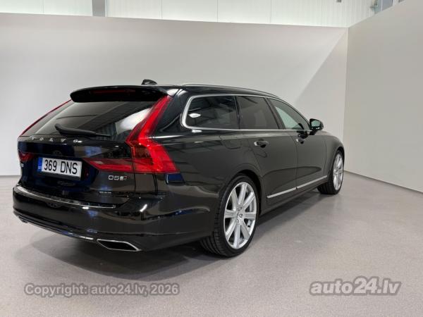Melns Volvo V90 2016 Tallina, ar dzinēja tilpumu 2.00 L un nobraukumu 195 tūkst. km par 23500 €, foto 7 vietnē AUTOMOTO.COM.LV