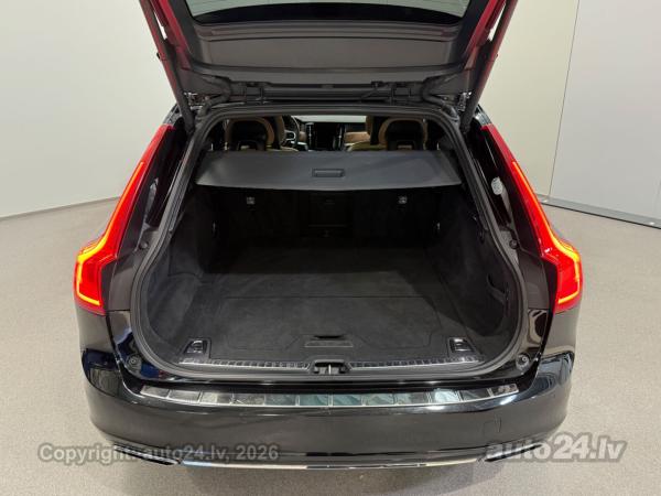 Melns Volvo V90 2016 Tallina, ar dzinēja tilpumu 2.00 L un nobraukumu 195 tūkst. km par 23500 €, foto 10 vietnē AUTOMOTO.COM.LV
