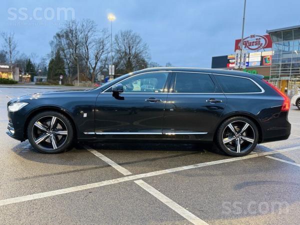 Melns Volvo V90 2017 Rīga, ar dzinēja tilpumu 2.00 L un nobraukumu 297 tūkst. km par 17900 €, foto 8 vietnē AUTOMOTO.COM.LV