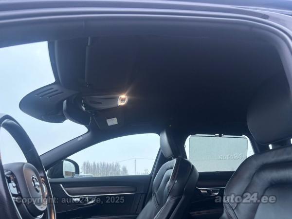 Черный Вольво В90 2017 в Вильянди, объемом двигателя 2.00 л и пробегом 260 тыс. км за 18499 €, фото 11 на AUTOMOTO.COM.LV