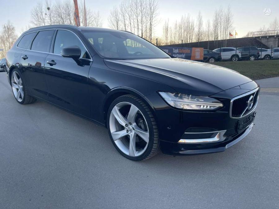 Black Volvo V90 2017 in Kaunas, with an engine capacity of 2.00 L and mileage of 267 thousand km for 11950 €, photo 6 on AUTOMOTO.COM.LV