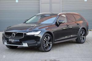 Black Volvo V90 2017 in Vilnius, with an engine capacity of 1.97 L and mileage of 275 thousand km for 17700 €, photo 6 on AUTOMOTO.COM.LV