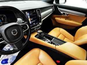 Melns Volvo V90 2017 Viļņa, ar dzinēja tilpumu 2.00 L un nobraukumu 245 tūkst. km par 14699 €, foto 19 vietnē AUTOMOTO.COM.LV