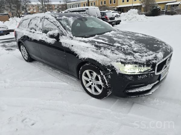 Melns Volvo V90 2017 Liepāja, ar dzinēja tilpumu 2.00 L un nobraukumu 360 tūkst. km par 12900 €, foto 6 vietnē AUTOMOTO.COM.LV