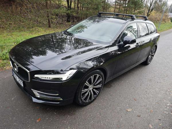Melns Volvo V90 2017 Viļņa, ar dzinēja tilpumu 2.00 L un nobraukumu 218 tūkst. km par 14600 €, foto 2 vietnē AUTOMOTO.COM.LV