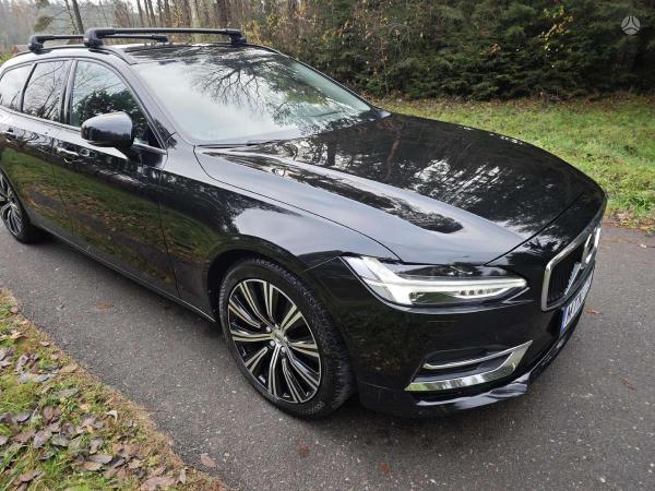 Melns Volvo V90 2017 Viļņa, ar dzinēja tilpumu 2.00 L un nobraukumu 218 tūkst. km par 14600 €, foto 3 vietnē AUTOMOTO.COM.LV