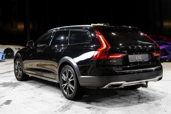 Melns Volvo V90 2017 Rīga, ar dzinēja tilpumu 1.97 L un nobraukumu 239 tūkst. km par 21500 €, foto 6 vietnē AUTOMOTO.COM.LV