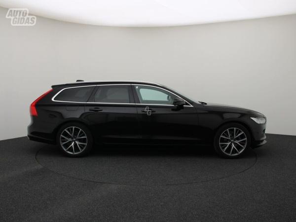 Melns Volvo V90 2017 Viļņa, ar dzinēja tilpumu 2.00 L un nobraukumu 211 tūkst. km par 17799 €, foto 9 vietnē AUTOMOTO.COM.LV