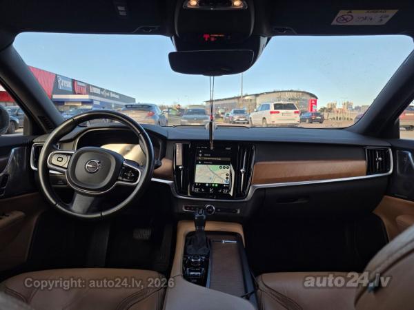 Melns Volvo V90 2017 Tallina, ar dzinēja tilpumu 2.00 L un nobraukumu 154 tūkst. km par 20000 €, foto 7 vietnē AUTOMOTO.COM.LV