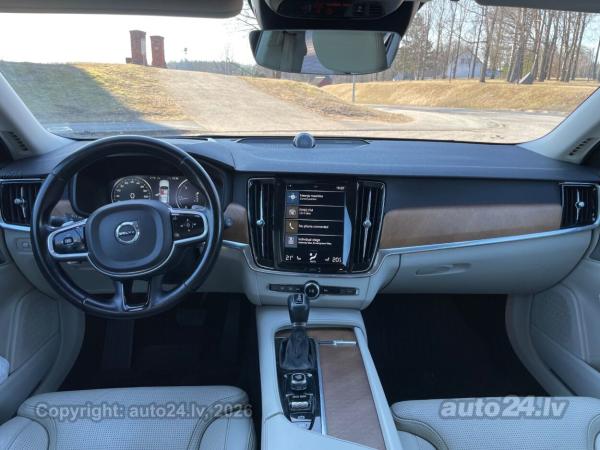 Черный Вольво В90 2017 в Выру, объемом двигателя 2.00 л и пробегом 220 тыс. км за 19600 €, фото 11 на AUTOMOTO.COM.LV