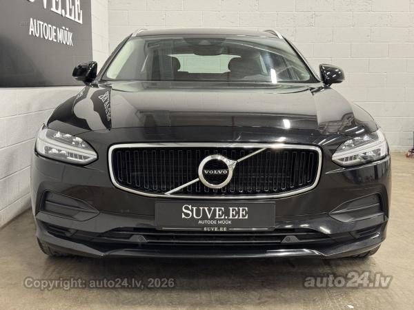 Black Volvo V90 2017 in Tallinn, with an engine capacity of 2.00 L and mileage of 260 thousand km for 14995 €, photo 3 on AUTOMOTO.COM.LV