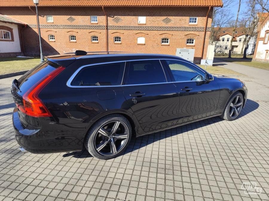 Melns Volvo V90 2017 Šilutė, ar dzinēja tilpumu 2.00 L un nobraukumu 272 tūkst. km par 16000 €, foto 12 vietnē AUTOMOTO.COM.LV