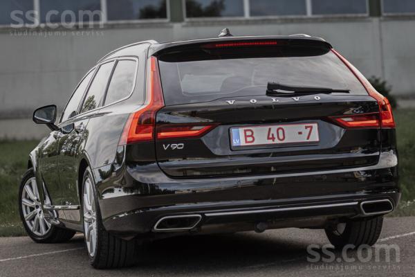 Melns Volvo V90 2017 Tukums, ar dzinēja tilpumu 2.00 L un nobraukumu 263 tūkst. km par 16790 €, foto 5 vietnē AUTOMOTO.COM.LV