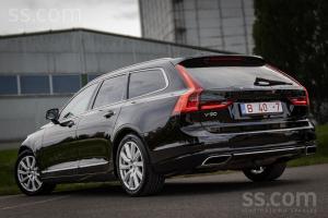 Melns Volvo V90 2017 Tukums, ar dzinēja tilpumu 2.00 L un nobraukumu 263 tūkst. km par 16790 €, foto 7 vietnē AUTOMOTO.COM.LV