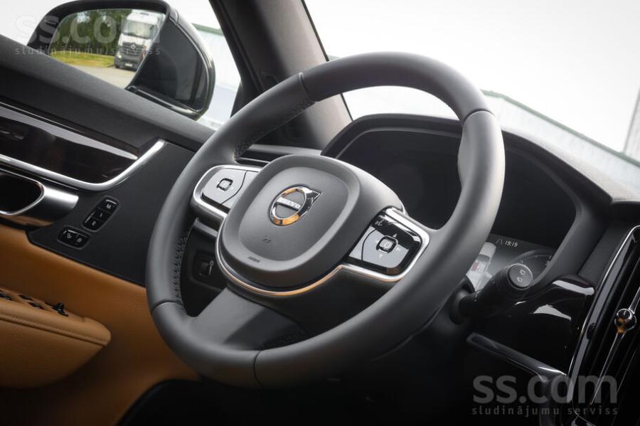 Melns Volvo V90 2017 Tukums, ar dzinēja tilpumu 2.00 L un nobraukumu 263 tūkst. km par 16790 €, foto 19 vietnē AUTOMOTO.COM.LV