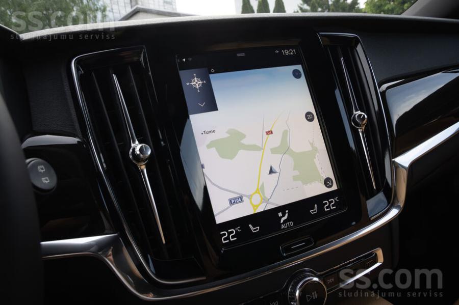 Melns Volvo V90 2017 Tukums, ar dzinēja tilpumu 2.00 L un nobraukumu 263 tūkst. km par 16790 €, foto 20 vietnē AUTOMOTO.COM.LV