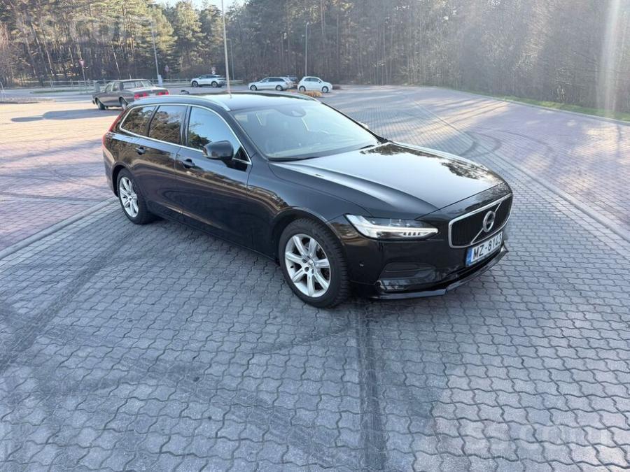 Melns Volvo V90 2017 Rīga, ar dzinēja tilpumu 2.00 L un nobraukumu 325 tūkst. km par 9800 €, foto 1 vietnē AUTOMOTO.COM.LV