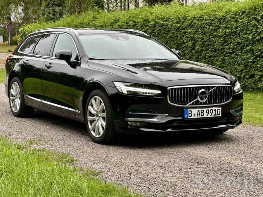 Black Volvo V90 2017 in Talsi, with an engine capacity of 2.00 L and mileage of 136 thousand km for 19470 €, photo 6 on AUTOMOTO.COM.LV