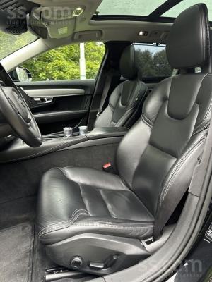 Black Volvo V90 2017 in Talsi, with an engine capacity of 2.00 L and mileage of 136 thousand km for 19470 €, photo 13 on AUTOMOTO.COM.LV