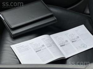 Black Volvo V90 2017 in Talsi, with an engine capacity of 2.00 L and mileage of 136 thousand km for 19470 €, photo 30 on AUTOMOTO.COM.LV