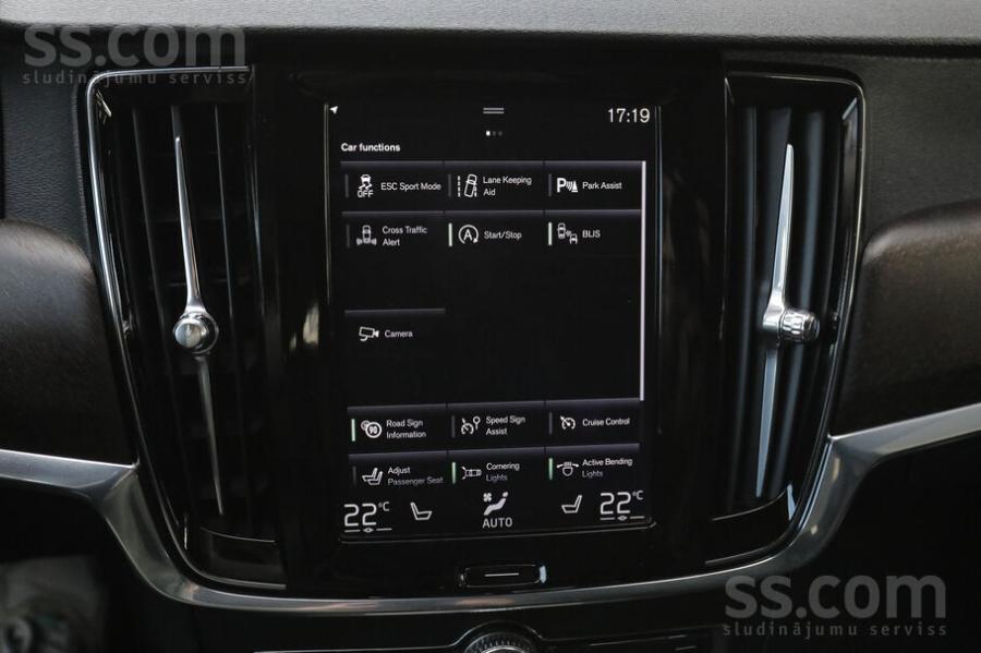 Melns Volvo V90 2017 Rīga, ar dzinēja tilpumu 2.00 L un nobraukumu 258 tūkst. km par 17990 €, foto 16 vietnē AUTOMOTO.COM.LV