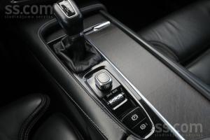 Melns Volvo V90 2017 Rīga, ar dzinēja tilpumu 2.00 L un nobraukumu 258 tūkst. km par 17990 €, foto 19 vietnē AUTOMOTO.COM.LV