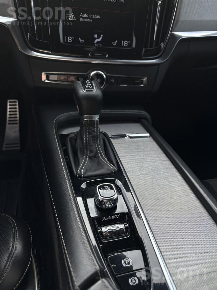 Melns Volvo V90 2017 Bauska, ar dzinēja tilpumu 2.00 L un nobraukumu 0 tūkst. km par 14500 €, foto 8 vietnē AUTOMOTO.COM.LV