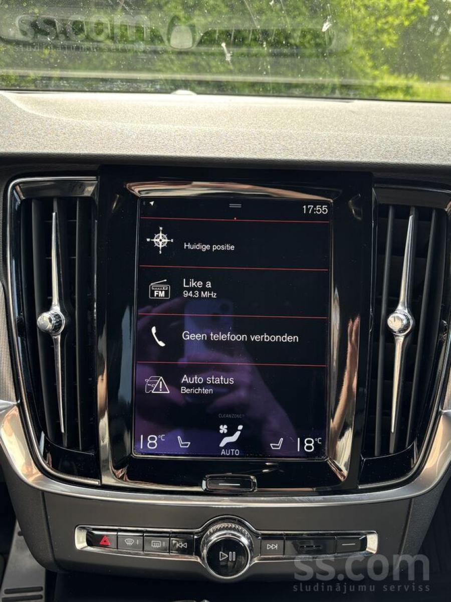 Melns Volvo V90 2017 Bauska, ar dzinēja tilpumu 2.00 L un nobraukumu 0 tūkst. km par 14500 €, foto 14 vietnē AUTOMOTO.COM.LV