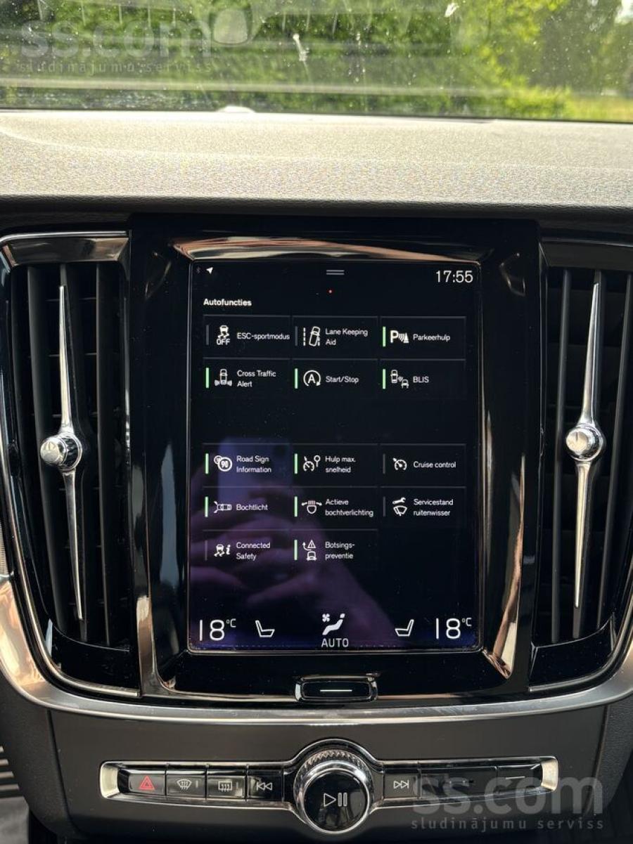 Melns Volvo V90 2017 Bauska, ar dzinēja tilpumu 2.00 L un nobraukumu 0 tūkst. km par 14500 €, foto 15 vietnē AUTOMOTO.COM.LV