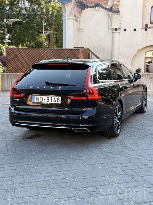 Melns Volvo V90 2017 Jelgava, ar dzinēja tilpumu 2.00 L un nobraukumu 217 tūkst. km par 17500 €, foto 5 vietnē AUTOMOTO.COM.LV