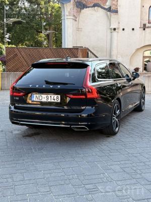 Melns Volvo V90 2017 Jelgava, ar dzinēja tilpumu 2.00 L un nobraukumu 217 tūkst. km par 17500 €, foto 5 vietnē AUTOMOTO.COM.LV