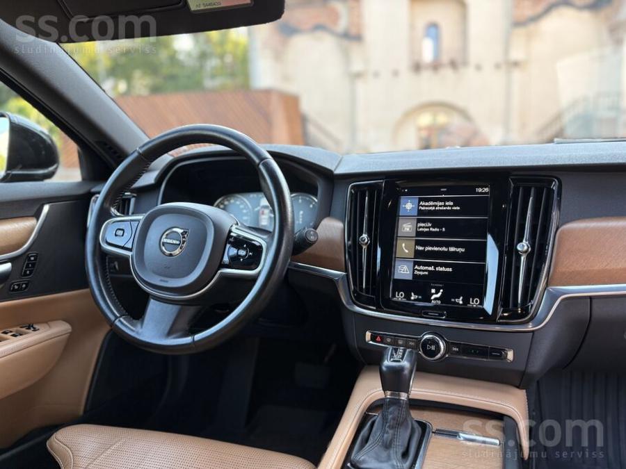 Melns Volvo V90 2017 Jelgava, ar dzinēja tilpumu 2.00 L un nobraukumu 217 tūkst. km par 17500 €, foto 7 vietnē AUTOMOTO.COM.LV