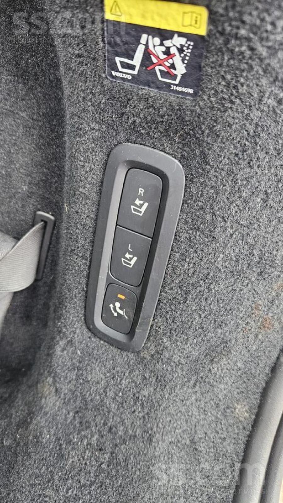 Melns Volvo V90 2017 Rīga, ar dzinēja tilpumu 2.00 L un nobraukumu 272 tūkst. km par 13950 €, foto 5 vietnē AUTOMOTO.COM.LV