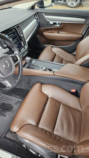 Melns Volvo V90 2017 Rīga, ar dzinēja tilpumu 2.00 L un nobraukumu 272 tūkst. km par 13950 €, foto 7 vietnē AUTOMOTO.COM.LV