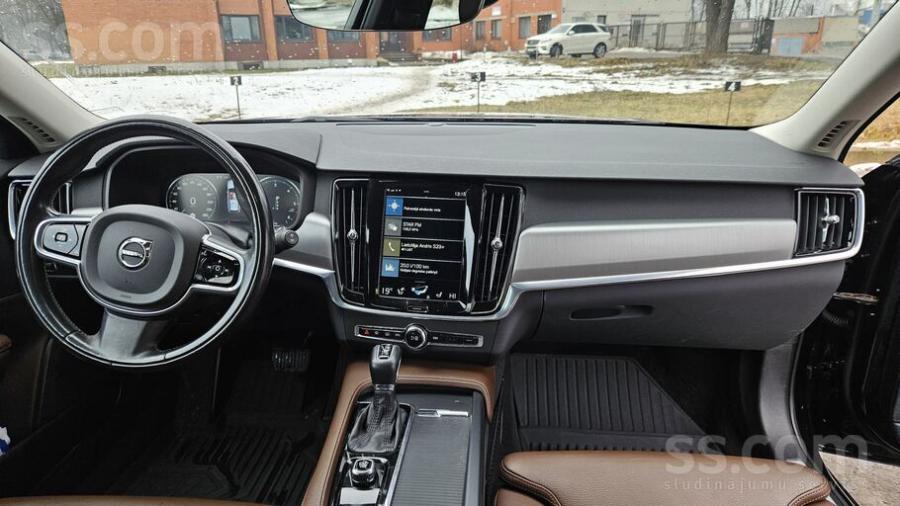 Melns Volvo V90 2017 Rīga, ar dzinēja tilpumu 2.00 L un nobraukumu 272 tūkst. km par 13950 €, foto 12 vietnē AUTOMOTO.COM.LV