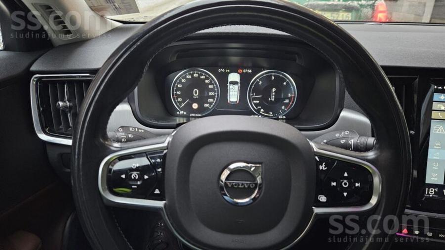 Melns Volvo V90 2017 Rīga, ar dzinēja tilpumu 2.00 L un nobraukumu 272 tūkst. km par 13950 €, foto 14 vietnē AUTOMOTO.COM.LV