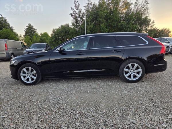 Melns Volvo V90 2017 Jelgava, ar dzinēja tilpumu 2.00 L un nobraukumu 0 tūkst. km par 11600 €, foto 2 vietnē AUTOMOTO.COM.LV
