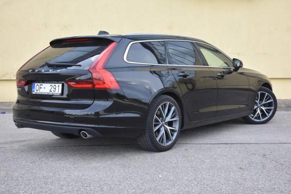Melns Volvo V90 2017 Talsi, ar dzinēja tilpumu 2.00 L un nobraukumu 205 tūkst. km par 15700 €, foto 5 vietnē AUTOMOTO.COM.LV