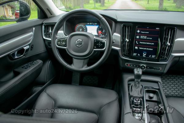 Melns Volvo V90 2017 Tallina, ar dzinēja tilpumu 2.00 L un nobraukumu 172 tūkst. km par 18490 €, foto 3 vietnē AUTOMOTO.COM.LV