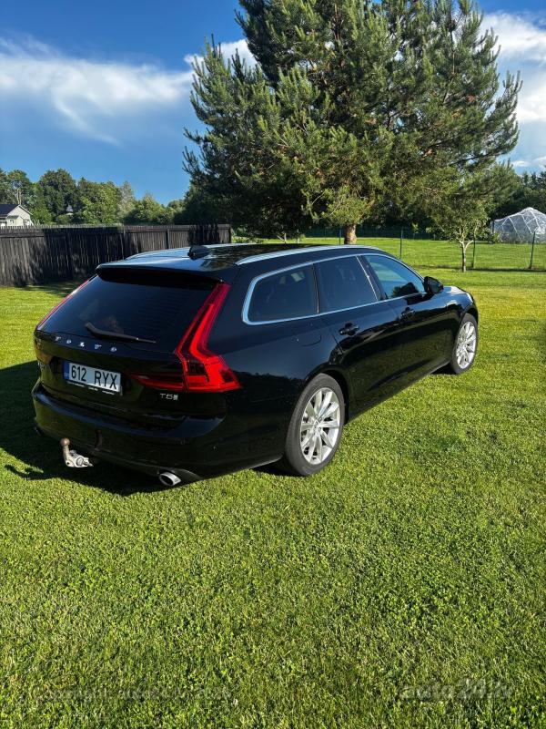 Melns Volvo V90 2017 Tallina, ar dzinēja tilpumu 2.00 L un nobraukumu 250 tūkst. km par 15900 €, foto 2 vietnē AUTOMOTO.COM.LV