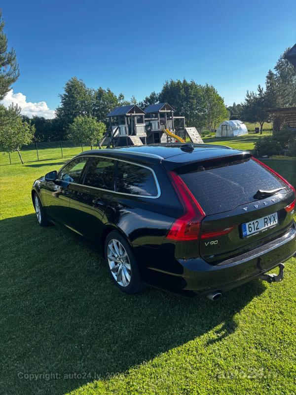 Melns Volvo V90 2017 Tallina, ar dzinēja tilpumu 2.00 L un nobraukumu 250 tūkst. km par 15900 €, foto 3 vietnē AUTOMOTO.COM.LV