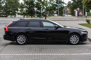 Black Volvo V90 2017 in Siauliai, with an engine capacity of 2.00 L and mileage of 539 thousand km for 9999 €, photo 9 on AUTOMOTO.COM.LV