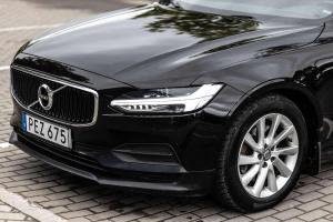 Black Volvo V90 2017 in Siauliai, with an engine capacity of 2.00 L and mileage of 539 thousand km for 9999 €, photo 10 on AUTOMOTO.COM.LV