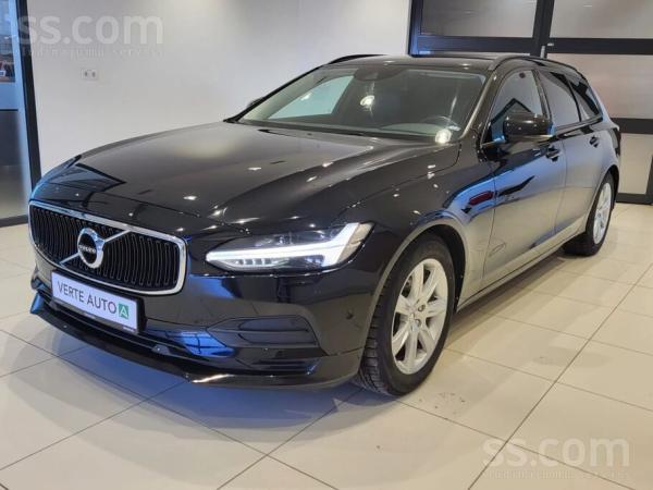 Black Volvo V90 2017 in Riga, with an engine capacity of 2.00 L and mileage of 204 thousand km for 15290 €, photo 3 on AUTOMOTO.COM.LV