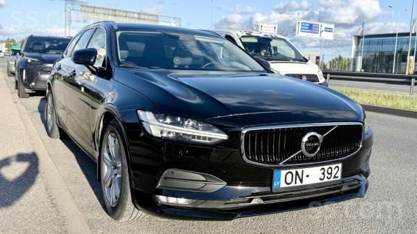 Melns Volvo V90 2017 Talsi, ar dzinēja tilpumu 2.00 L un nobraukumu 311 tūkst. km par 14250 €, foto 1 vietnē AUTOMOTO.COM.LV