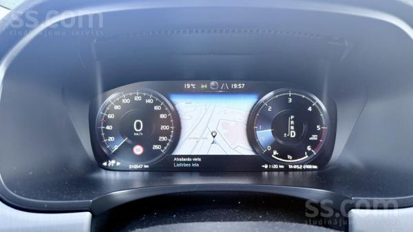 Melns Volvo V90 2017 Talsi, ar dzinēja tilpumu 2.00 L un nobraukumu 311 tūkst. km par 14250 €, foto 7 vietnē AUTOMOTO.COM.LV